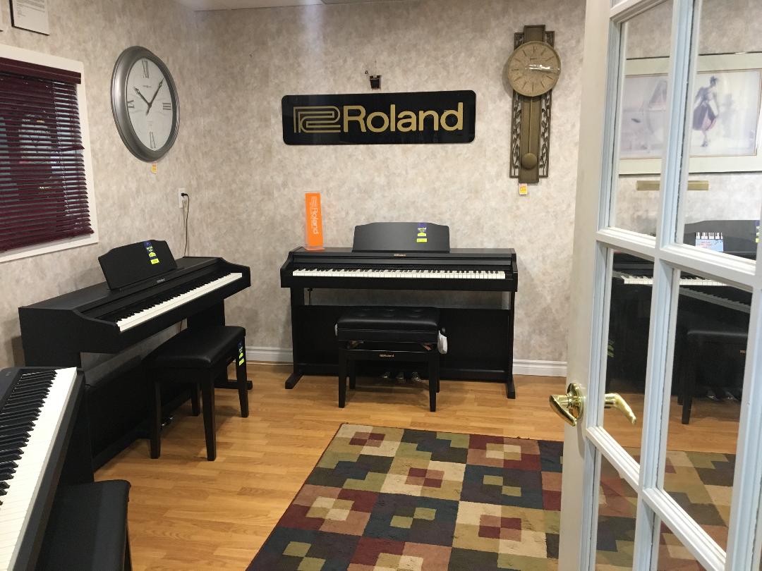 Telep Pianos Clocks Store - Visit our Warehouse - Oshawa - Best Prices!